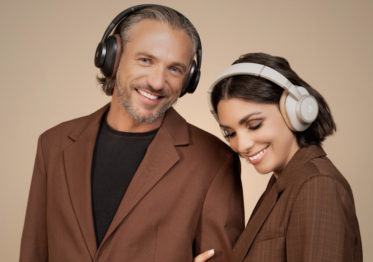 deeBee: the new French brand unveils its first noise-cancelling ...