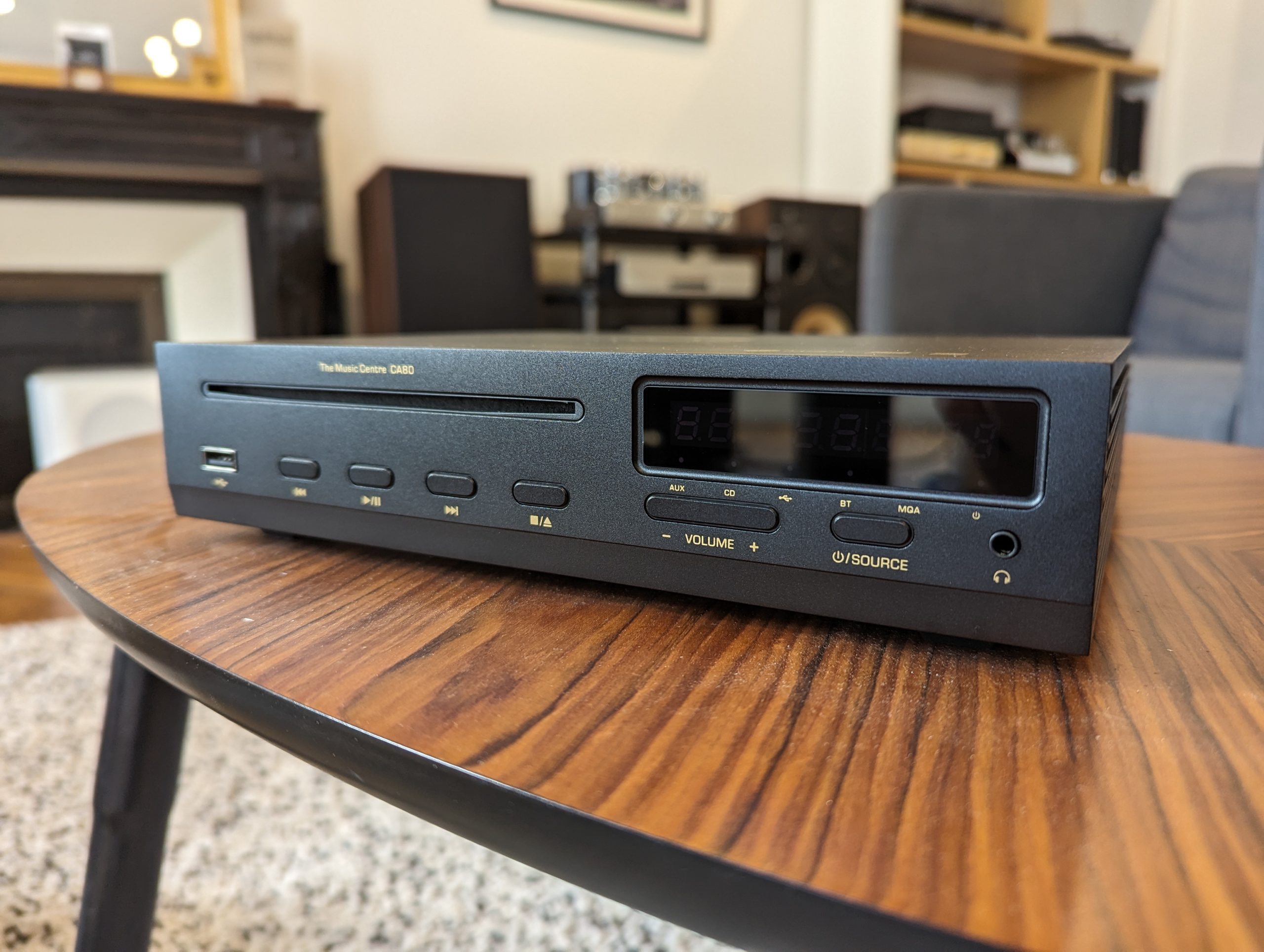 Shanling CA 80: a versatile amp that pays homage to the CD - Son-Vidéo ...