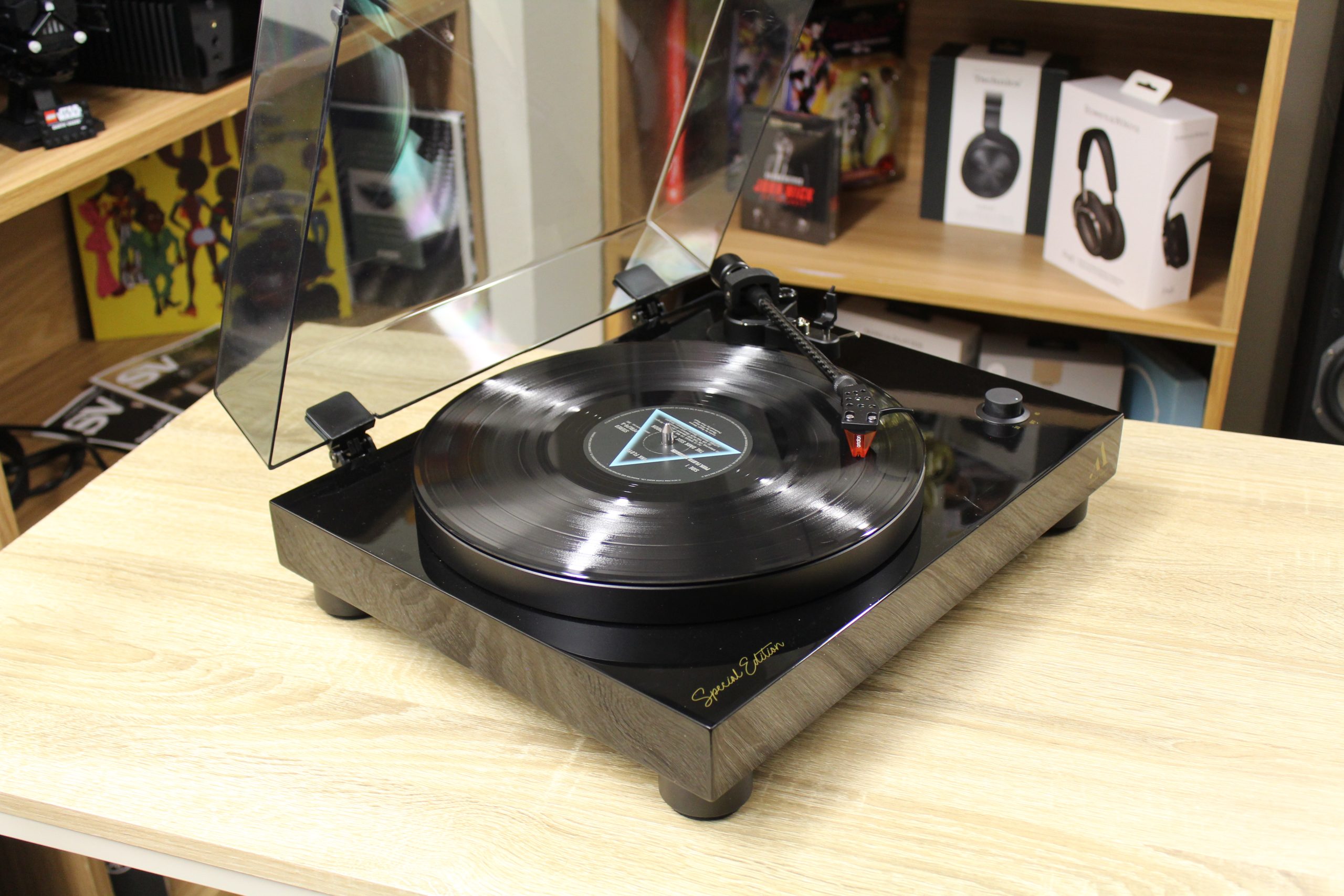 Test Argon Audio TT-4 Special Edition : la platine vinyle au système ...