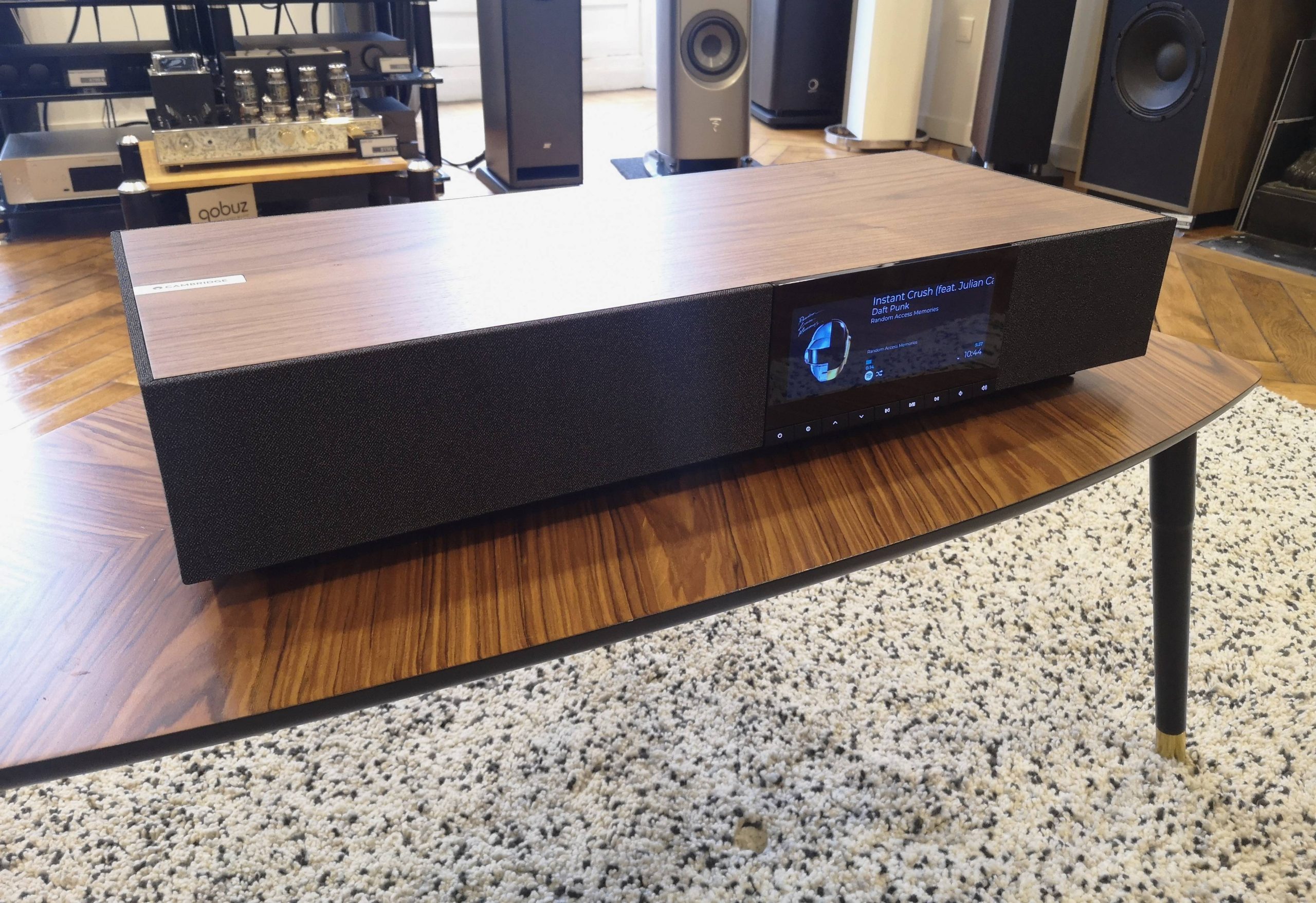 Test Cambridge Evo One : quand la puissance rencontre l’élégance - Son ...