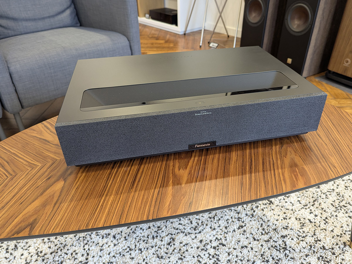 Test Formovie Theater Premium : le projecteur référence pour les ...