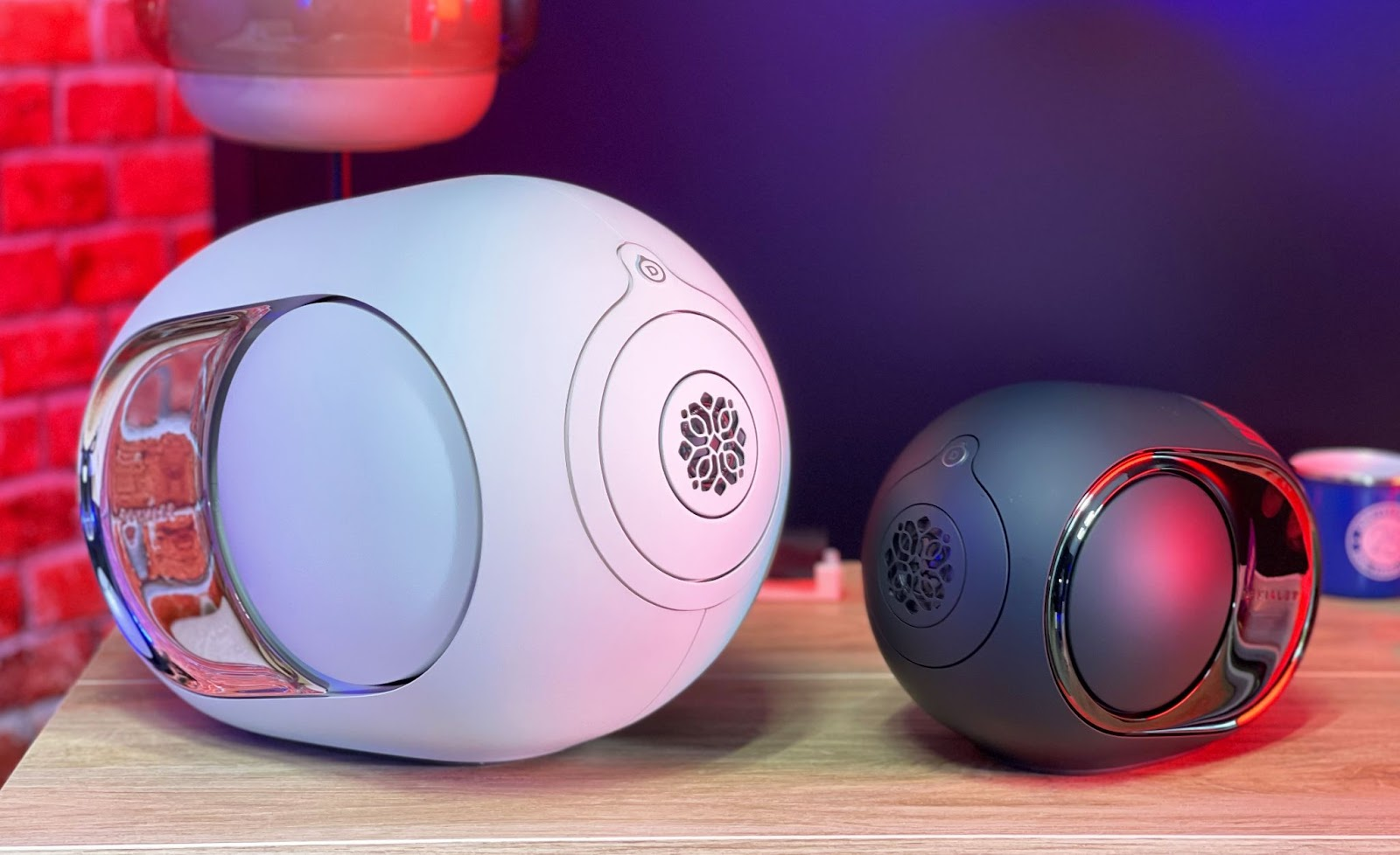 Test Devialet Phantom Ultimate 98 dB et 108 dB : quand le son se vit ...